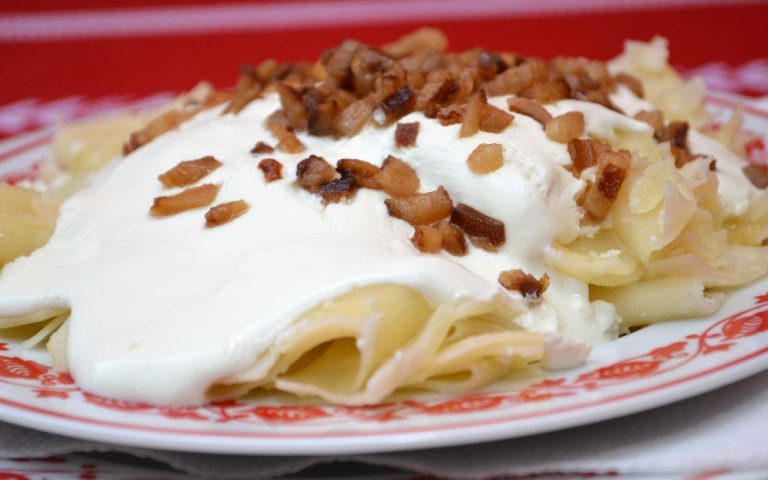 10 Classic Hungarian Foods that will Blow your Mind - Flavorverse