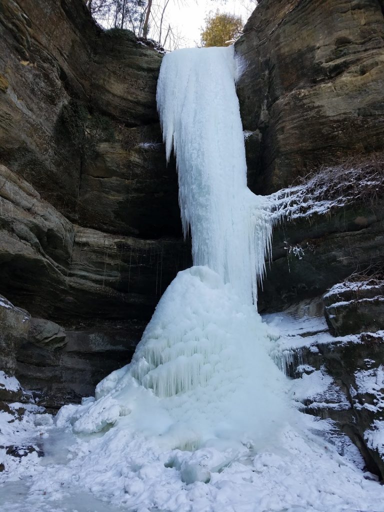 16 Best Waterfalls in Illinois for a Complete Visual Retreat - Flavorverse
