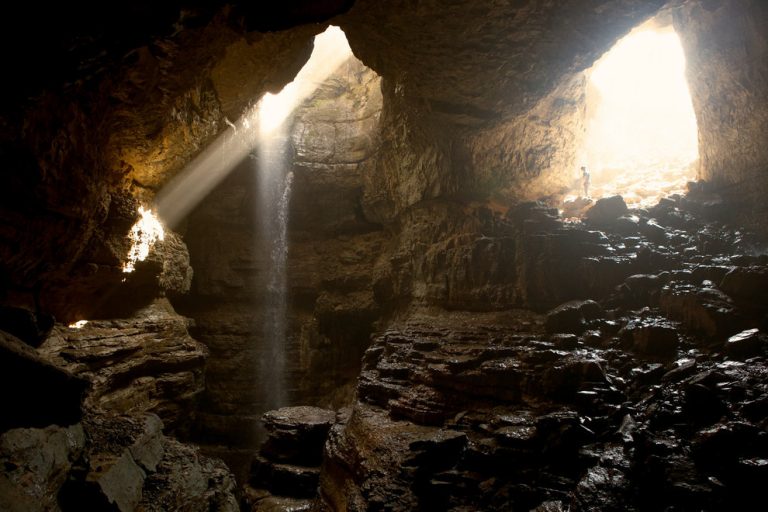 15 of the Best Caves in Alabama for Some Exciting Adventure - Flavorverse