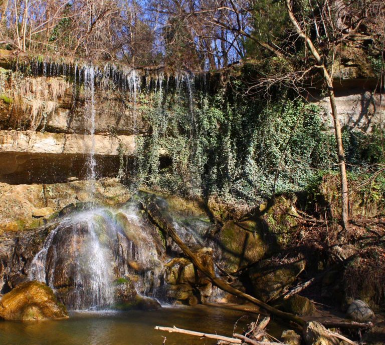15 of the Prettiest Waterfalls in Mississippi