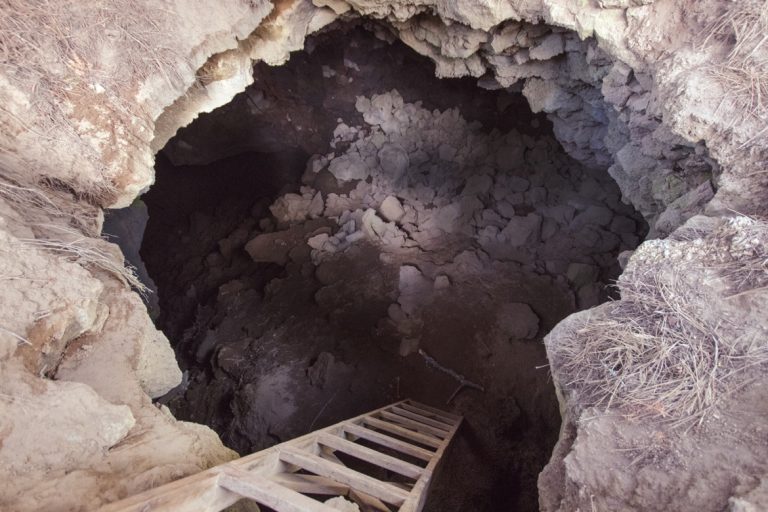 9 of the Best Caves in Washington State for a Breathtaking Adventure