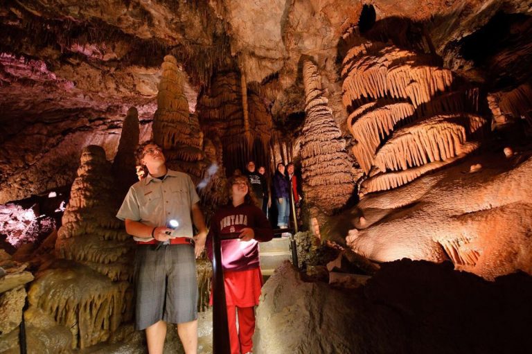5 of the Best Caves in Montana