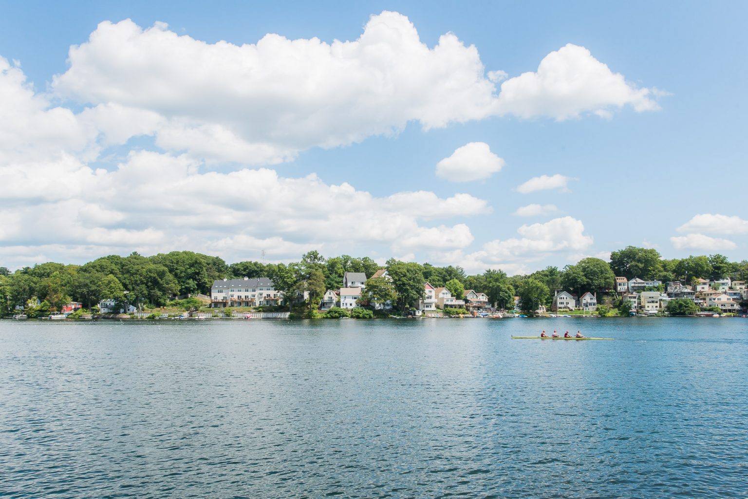 18 of the Best Lakes in Massachusetts